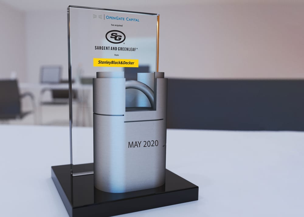 Custom Safety Award for Honoring the Highest Success | CRISTAUX