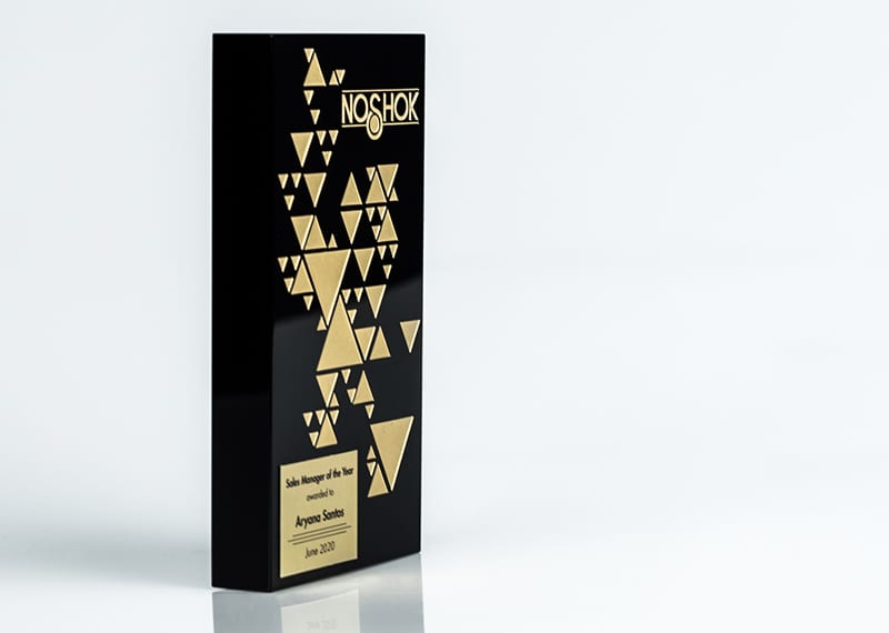 Sales Awards: Custom Sales Recognition | CRISTAUX