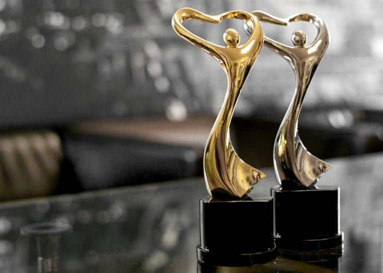 Award Statues [Unique Designs] | CRISTAUX