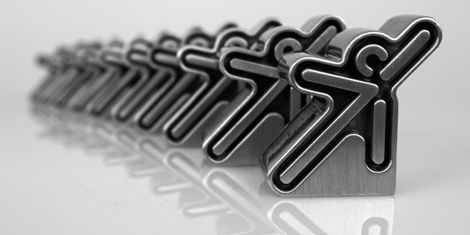 10 Great Ideas For Your Business Anniversary CRISTAUX