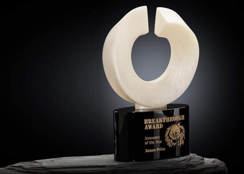 Custom Resin Awards | CRISTAUX