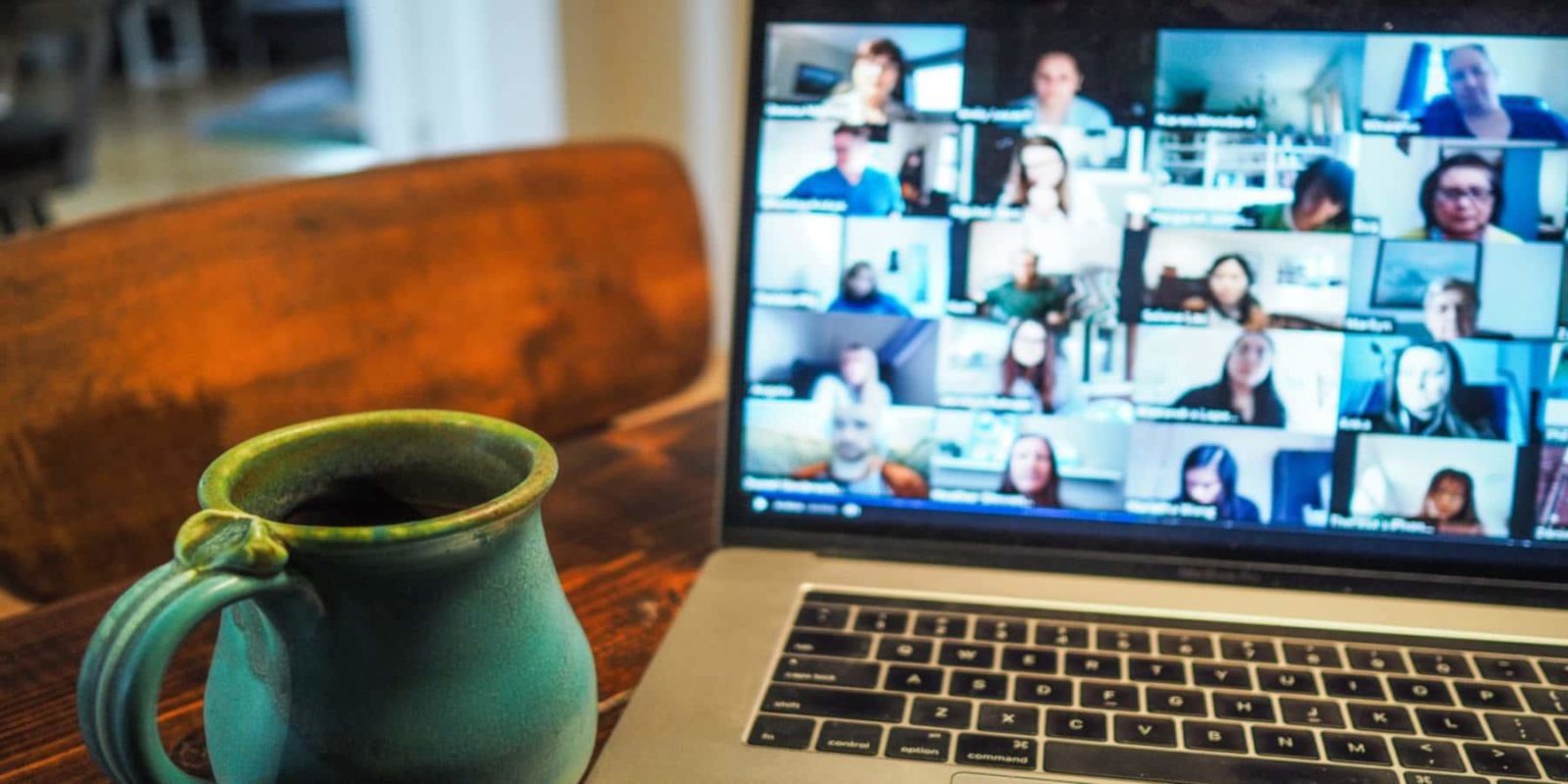 Virtual Awards Ceremony: Ideas for a Great Event | CRISTAUX