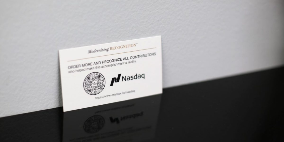 Unique Ways to Use QR Codes in Recognition Programs | CRISTAUX