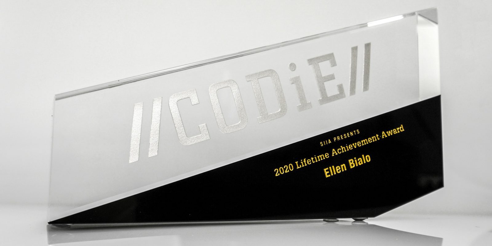 13 Team Awards Ideas | CRISTAUX